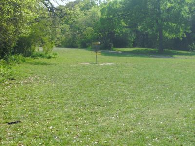 Hole 5 • Z Boaz Park (Fort Worth, TX) | Disc Golf Courses | Disc Golf Scene