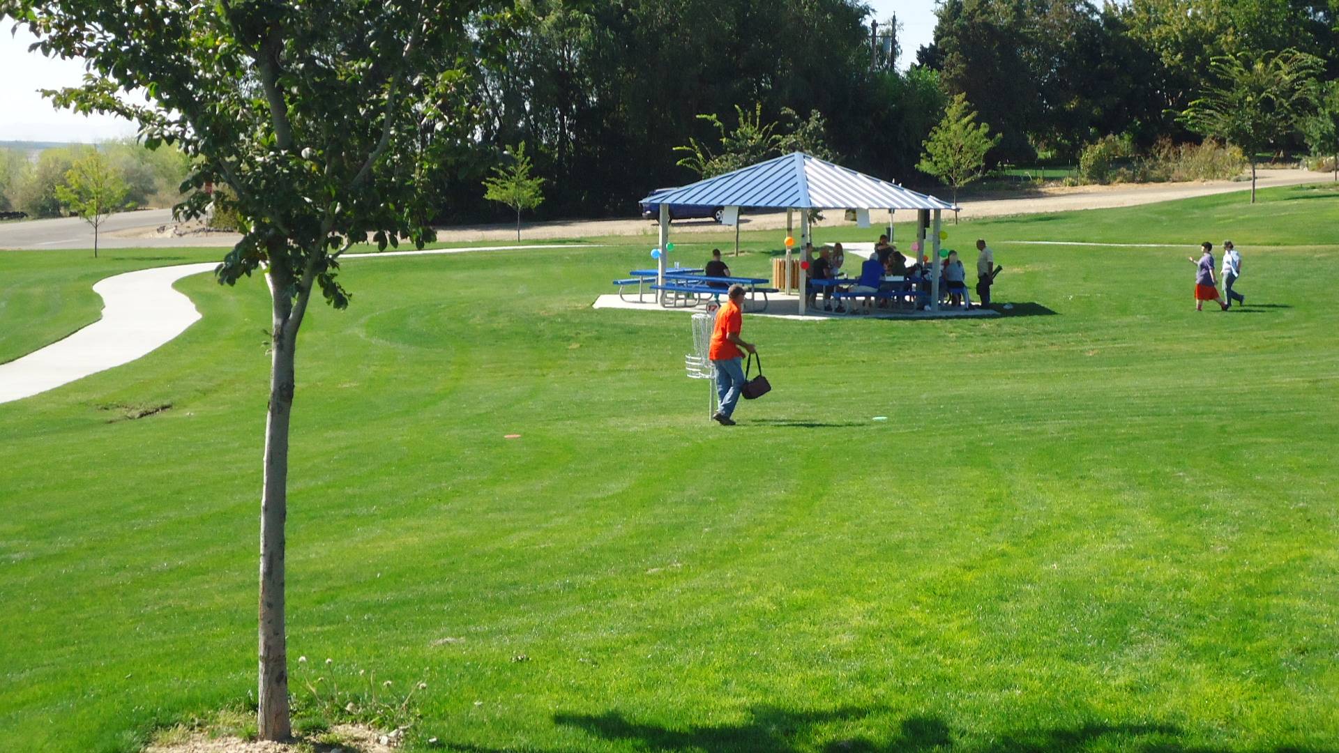 Hole 17 • Mallard Park (Caldwell, ID) | Disc Golf Courses | Disc Golf Scene